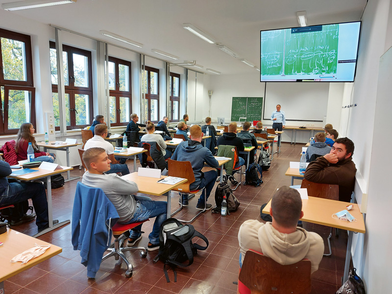 lw-heute.de – Einjährige Fachschule startet dank Corona ganz leise ...